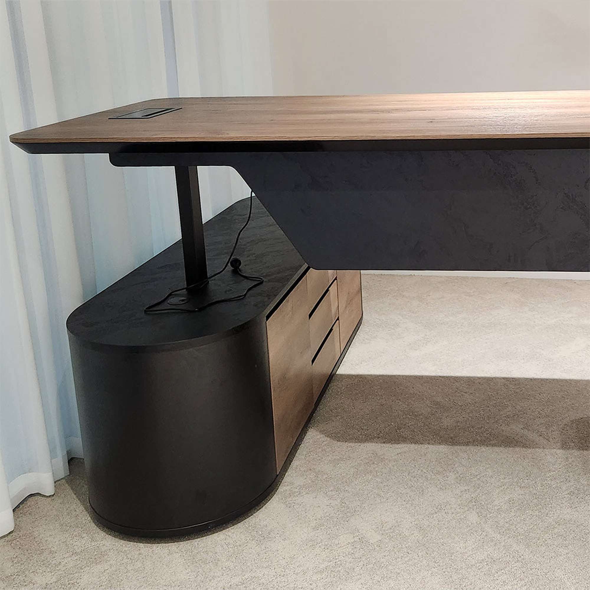 LUCA Sit & Stand Executive Desk with Electric Lift and Reversible Retu ...